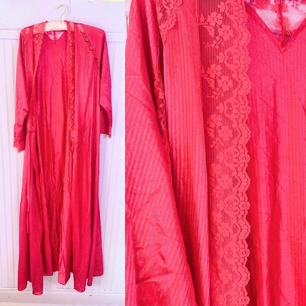 9. 70s/80s Jc Penny Pink Robe - Gem